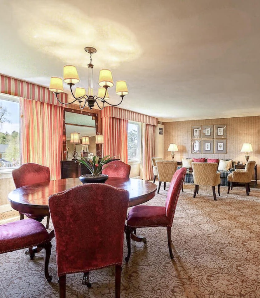 Take A Tour | The Sleepy Hollow